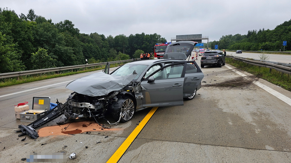 Schwerer Unfall auf A4 mit anschließender Hundesuche - Radio Chemnitz